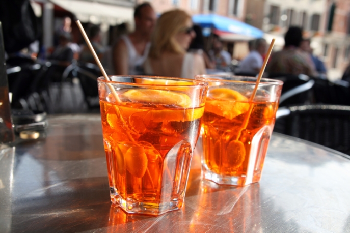 La Storia dello Spritz: l’aperitivo più celebre in Italia